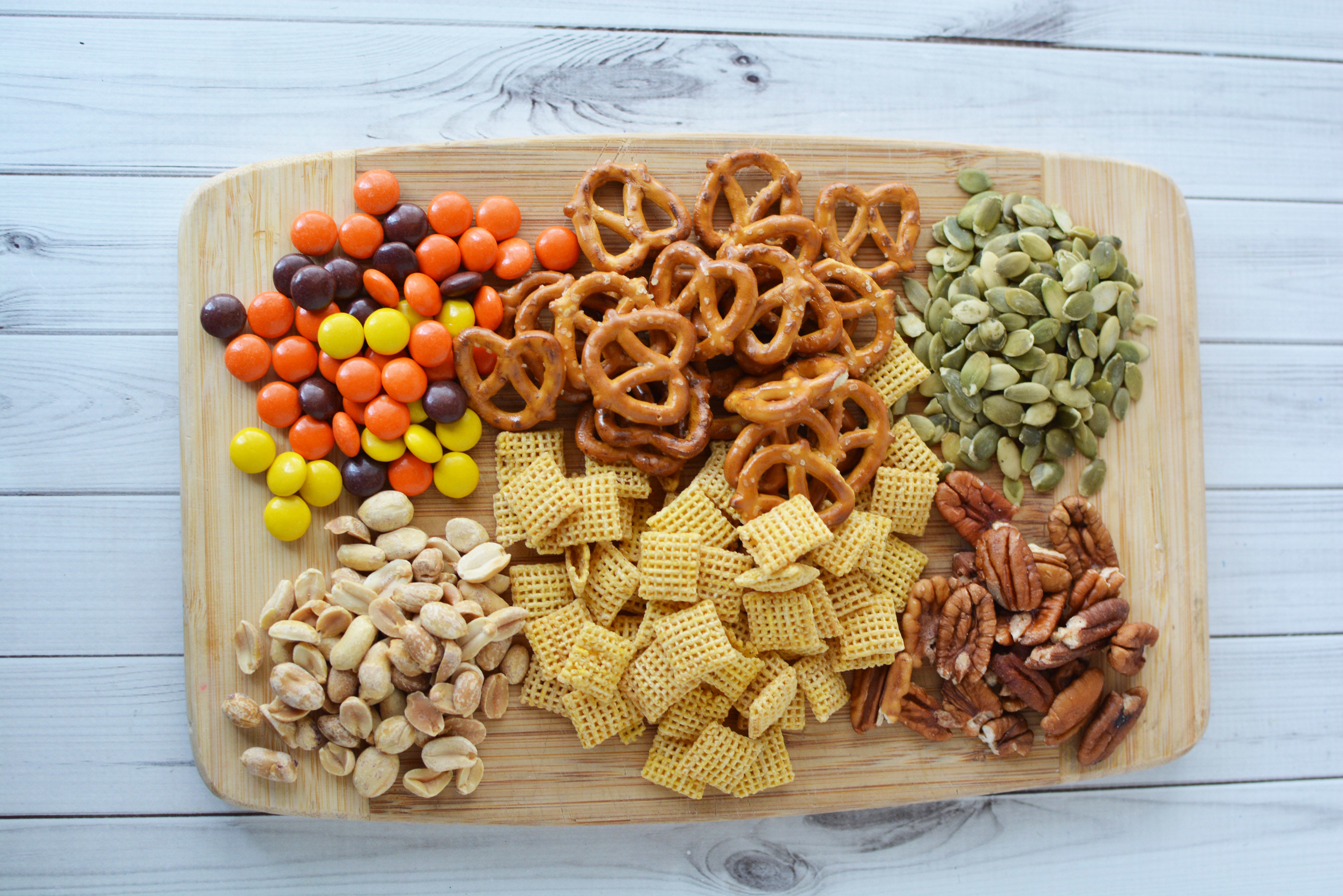 Thanksgiving Snack Mix (AKA Turkey Feed) - Jill Goes